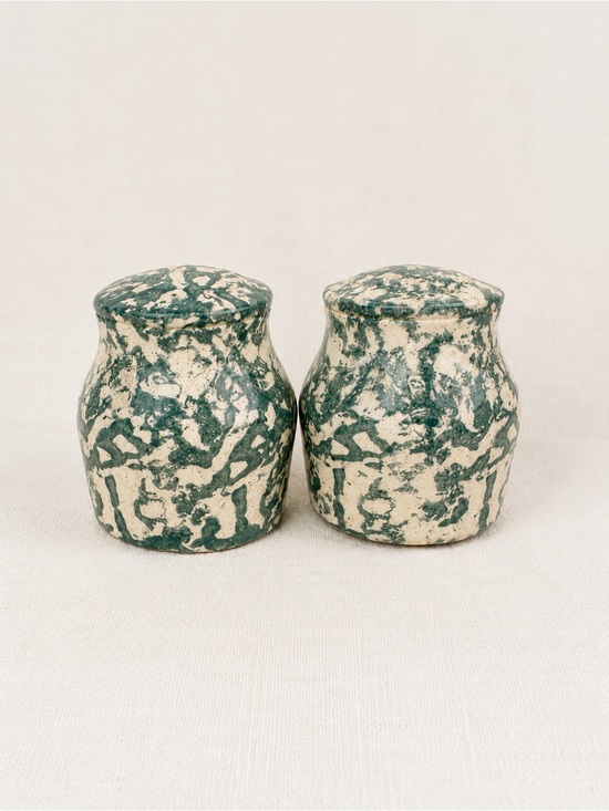Source Unknown | Kitchen | Vintage Green Spongeware Salt Pepper Shakers ...